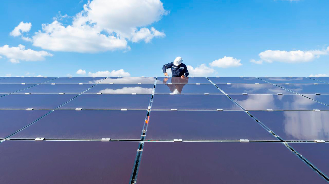 Putting Open Innovation to Work: the case of Solar360 - MWC EN