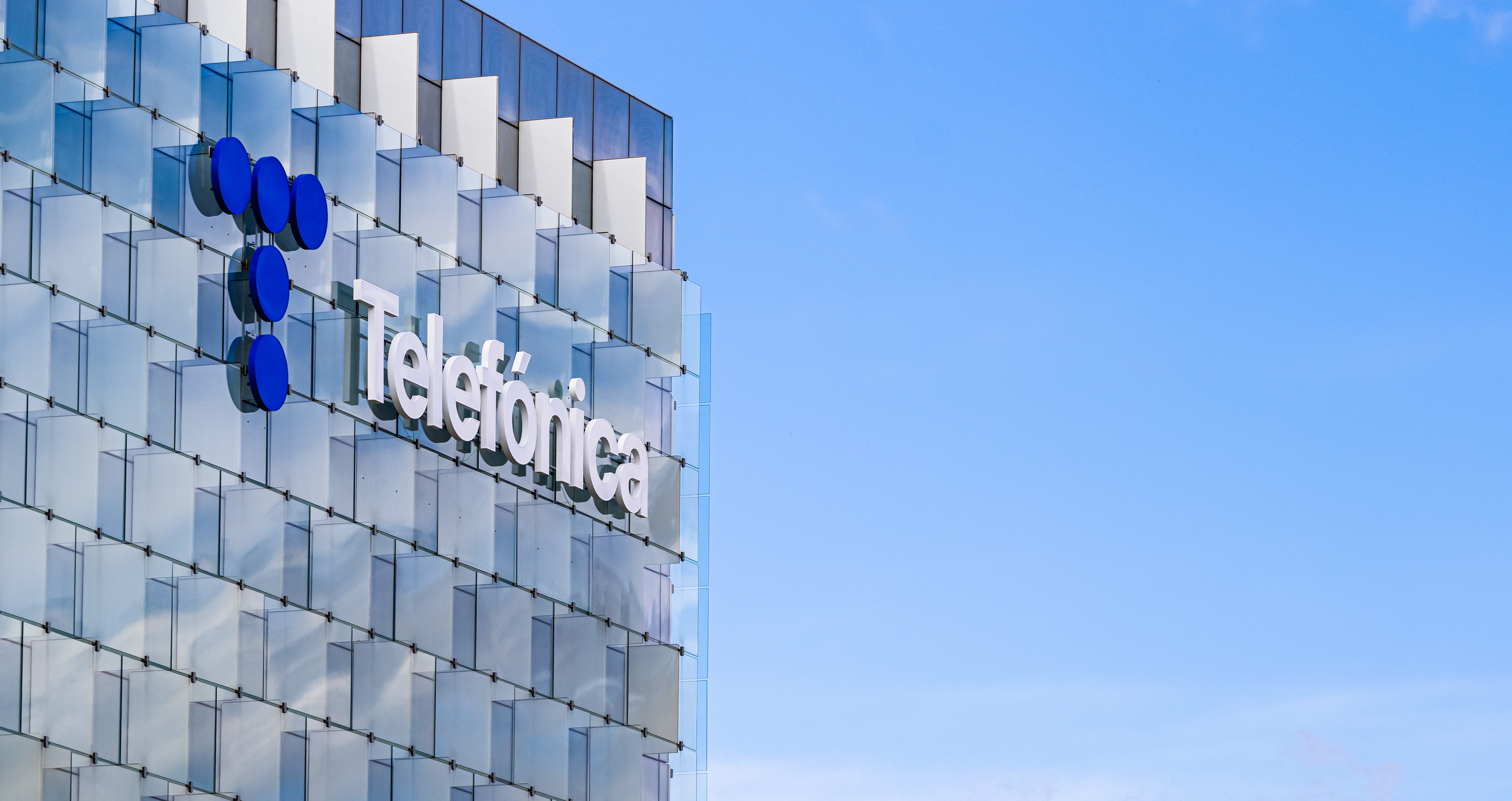Telefónica announces public acquisition offer for Telefónica ...