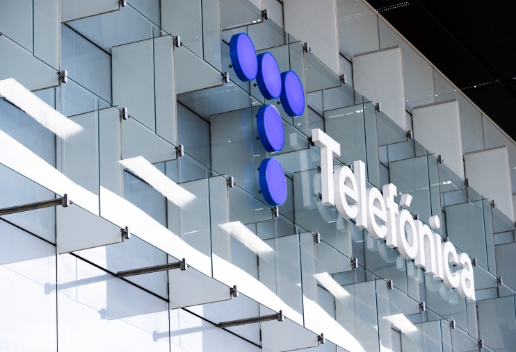Telefónica: leading telecommunications company