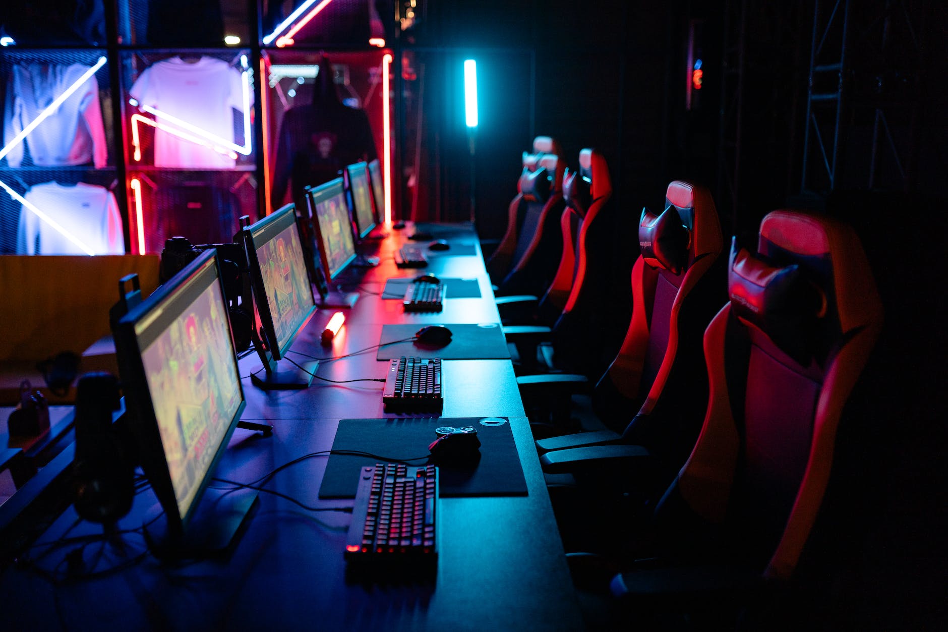 History of eSports: how did video game competitions begin? - Telefónica