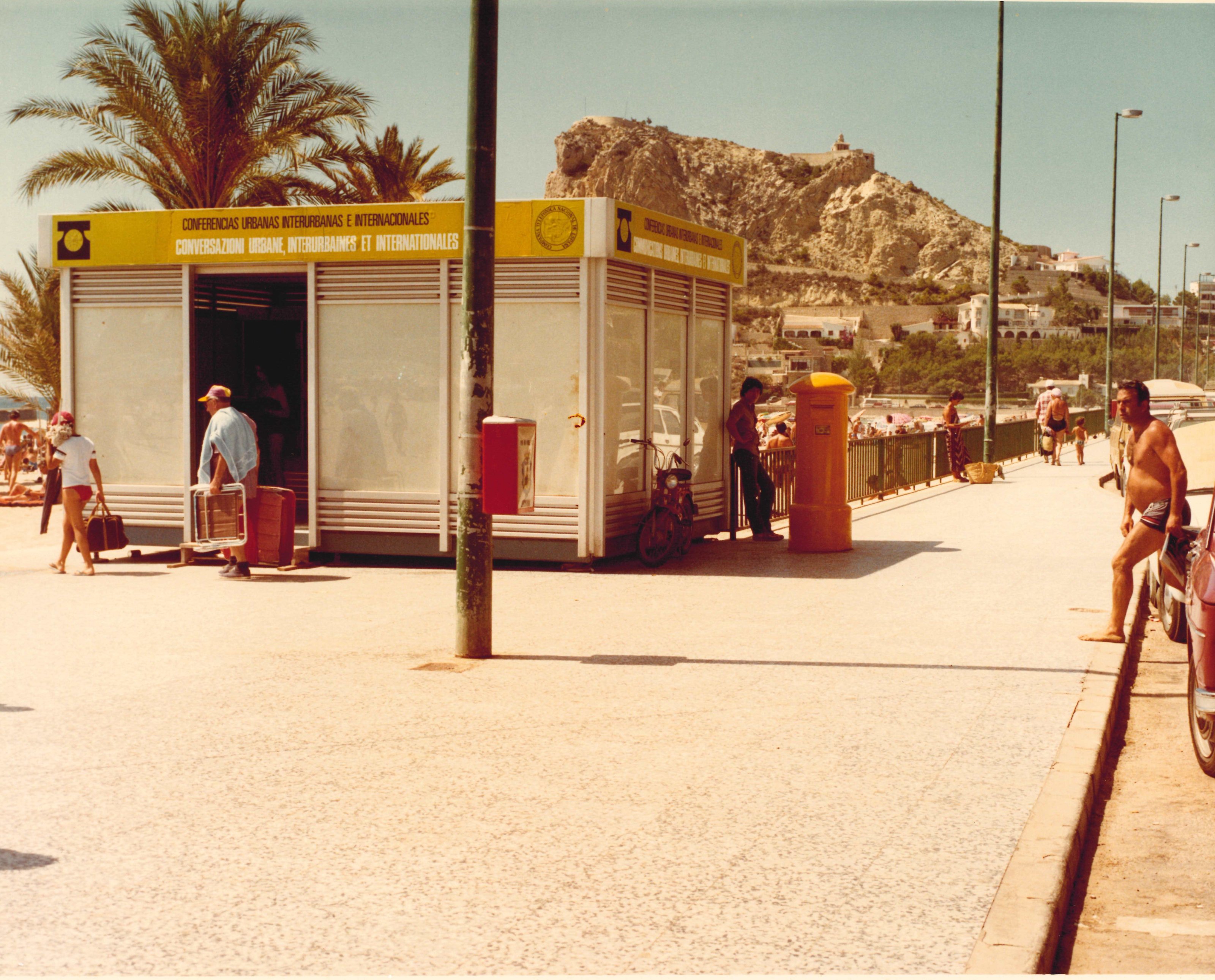 Década años 1970: llega la telefonía móvil a España - Telefónica